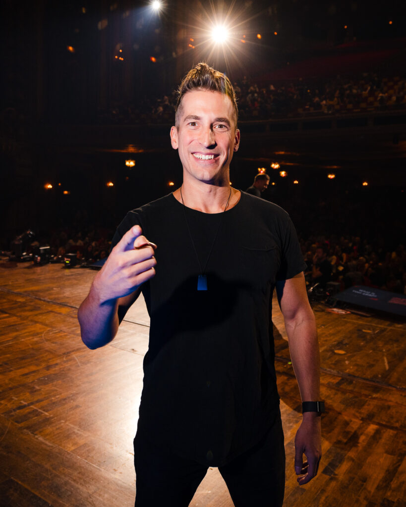 Book Max Major | World-Renowned Mentalist for Corporate Events